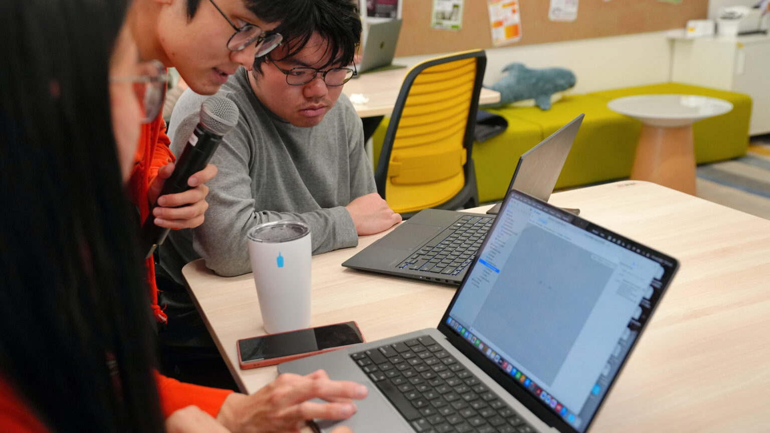 Review | Creative Speak: AR Content Creation and Tool Mastery - DKU ...