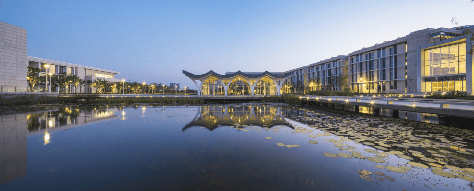 Nearly 10,000 apply for place in DKU’s Class of 2028 - News | Duke ...